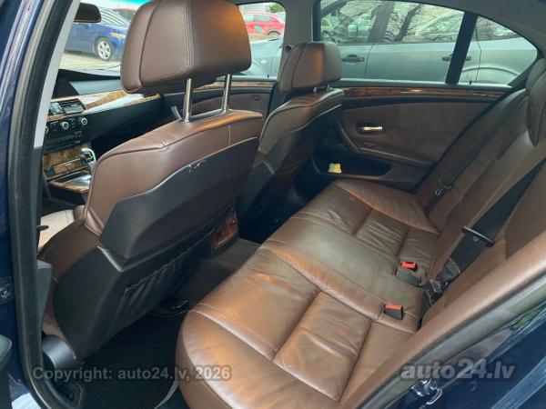 BMW 5 Series 2008 Tallina, ar dzinēja tilpumu 3.00 L un nobraukumu 413 tūkst. km par 7500 €, foto 11 vietnē AUTOMOTO.COM.LV
