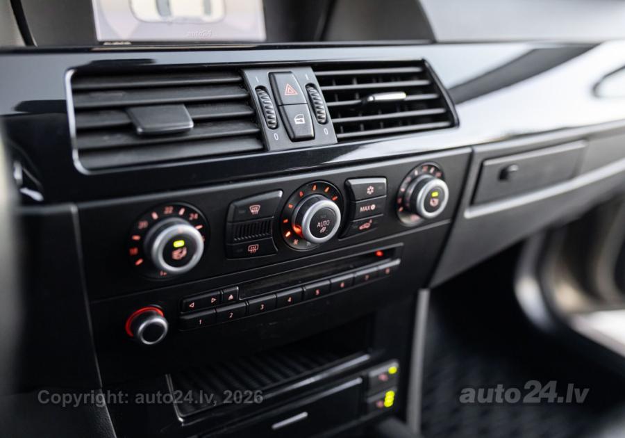 BMW 5 Series 2008 Tallina, ar dzinēja tilpumu 2.50 L un nobraukumu 273 tūkst. km par 3999 €, foto 17 vietnē AUTOMOTO.COM.LV