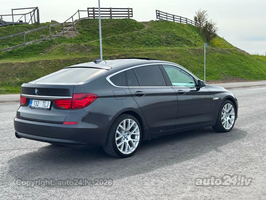 BMW 5 Series 2009 in Narva, with an engine capacity of 3.00 L and mileage of 335 thousand km for 6990 €, photo 5 on AUTOMOTO.COM.LV