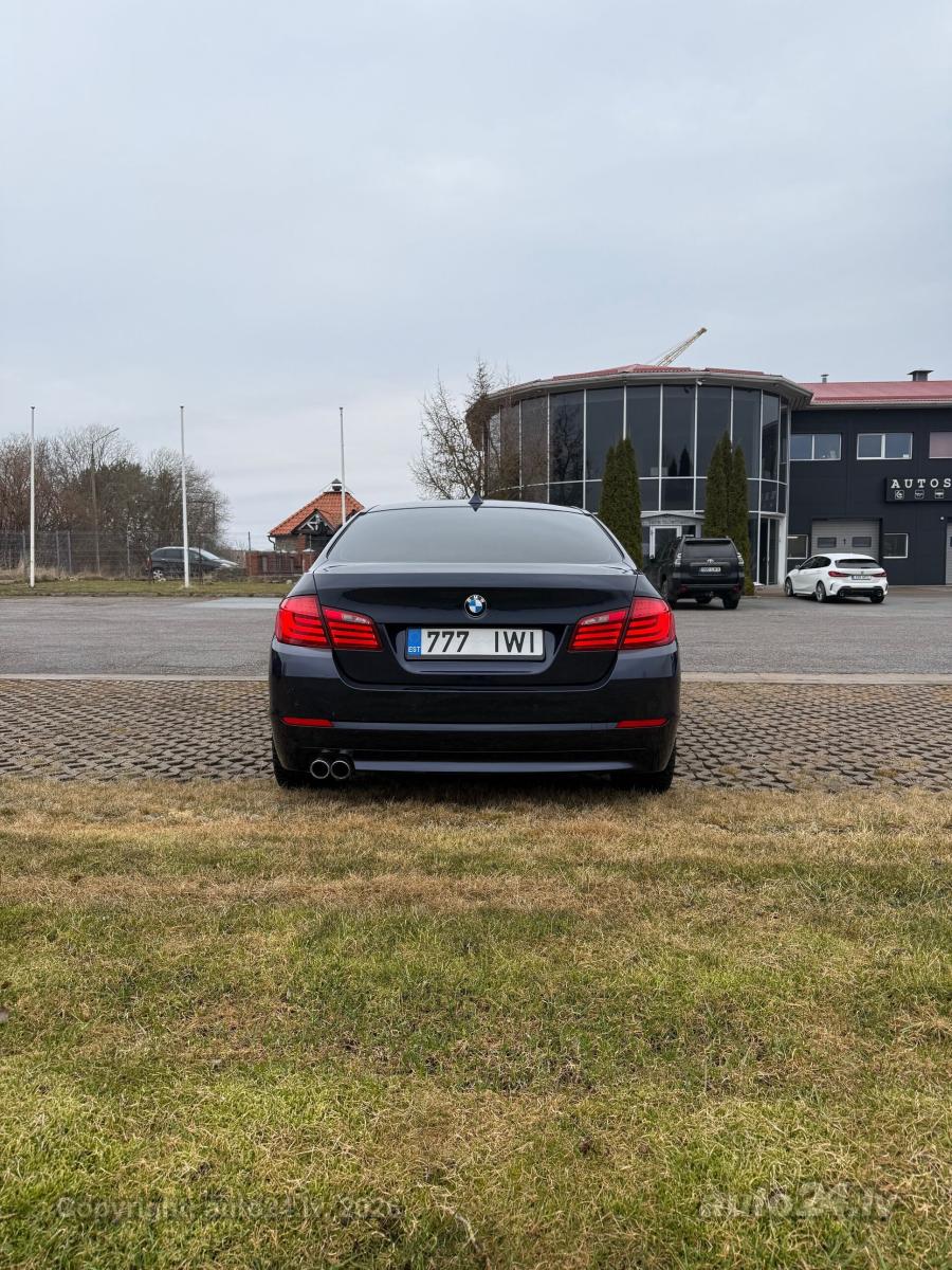 BMW 5 Series 2011 Narva, ar dzinēja tilpumu 3.00 L un nobraukumu 310 tūkst. km par 10500 €, foto 7 vietnē AUTOMOTO.COM.LV