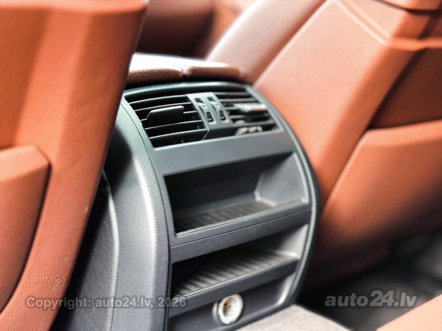 BMW 5 Series 2012 Tallina, ar dzinēja tilpumu 3.00 L un nobraukumu 340 tūkst. km par 13500 €, foto 13 vietnē AUTOMOTO.COM.LV