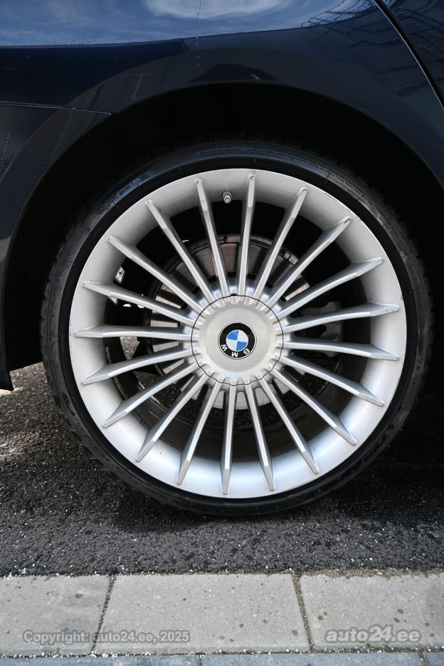BMW 5 Series 2018 Tallina, ar dzinēja tilpumu 2.00 L un nobraukumu 157 tūkst. km par 17900 €, foto 21 vietnē AUTOMOTO.COM.LV