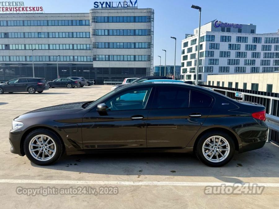BMW 5 Series 2018 in Tallinn, with an engine capacity of 2.00 L and mileage of 118 thousand km for 18900 €, photo 6 on AUTOMOTO.COM.LV