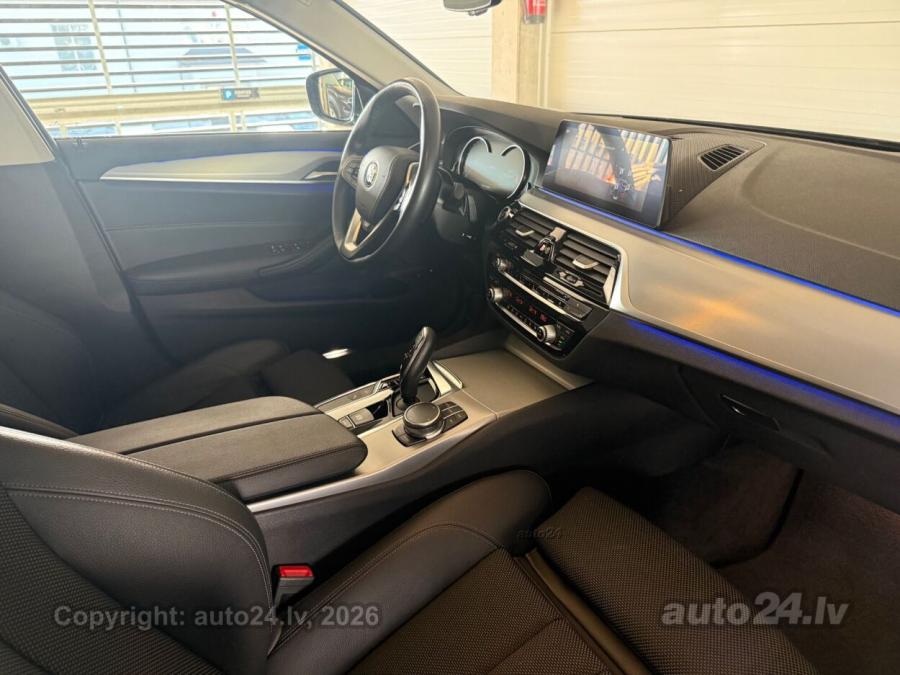 BMW 5 Series 2018 in Tallinn, with an engine capacity of 2.00 L and mileage of 118 thousand km for 18900 €, photo 13 on AUTOMOTO.COM.LV
