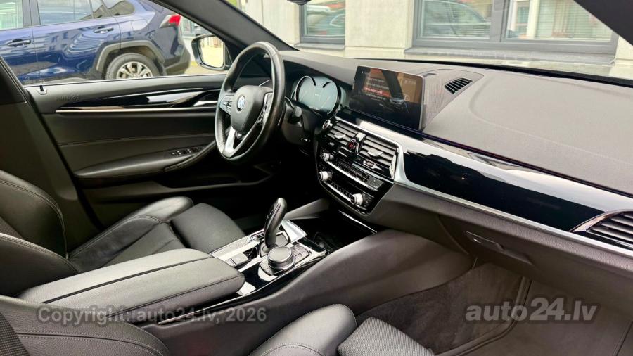 BMW 5 Series 2018 in Tallinn, with an engine capacity of 2.00 L and mileage of 110 thousand km for 18900 €, photo 13 on AUTOMOTO.COM.LV