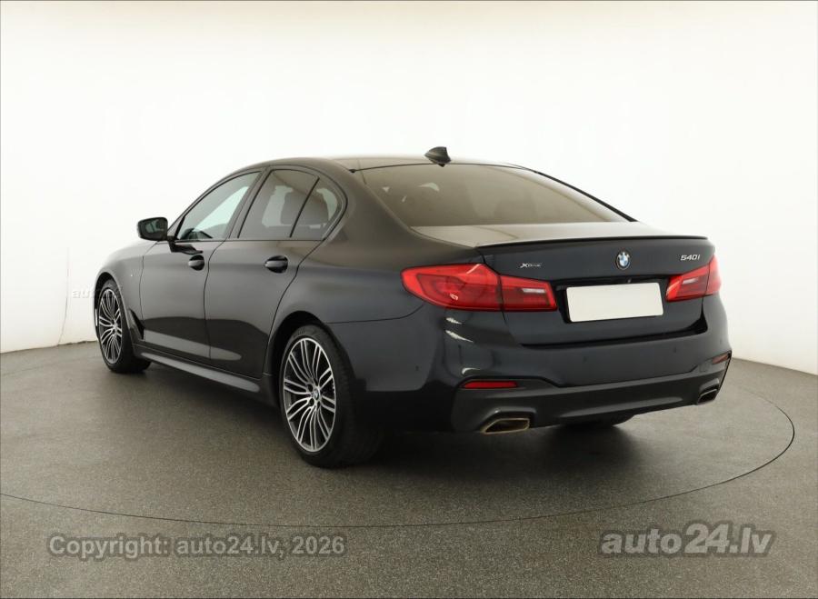BMW 5 Series 2020 in Tartu, with an engine capacity of 0.00 L and mileage of 203 thousand km for 27500 €, photo 5 on AUTOMOTO.COM.LV