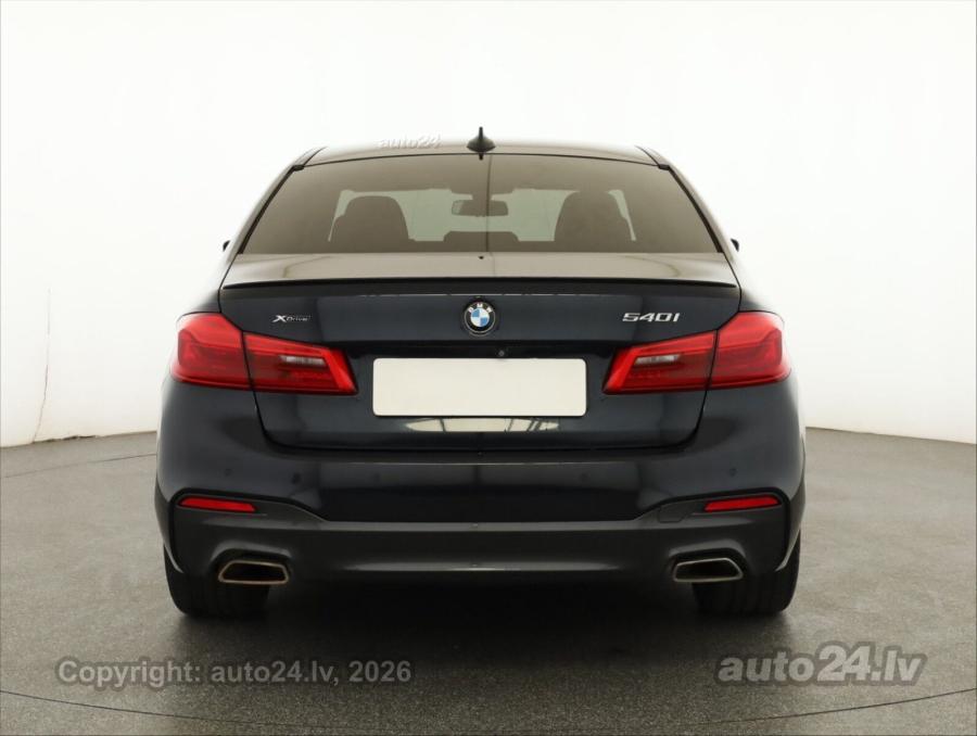 BMW 5 Series 2020 in Tartu, with an engine capacity of 0.00 L and mileage of 203 thousand km for 27500 €, photo 6 on AUTOMOTO.COM.LV