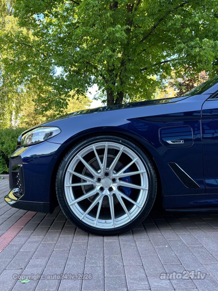 BMW 5 Series 2022 in Tallinn, with an engine capacity of 2.00 L and mileage of 37 thousand km for 39900 €, photo 10 on AUTOMOTO.COM.LV