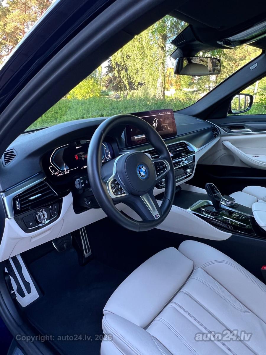 BMW 5 Series 2022 in Tallinn, with an engine capacity of 2.00 L and mileage of 37 thousand km for 39900 €, photo 12 on AUTOMOTO.COM.LV