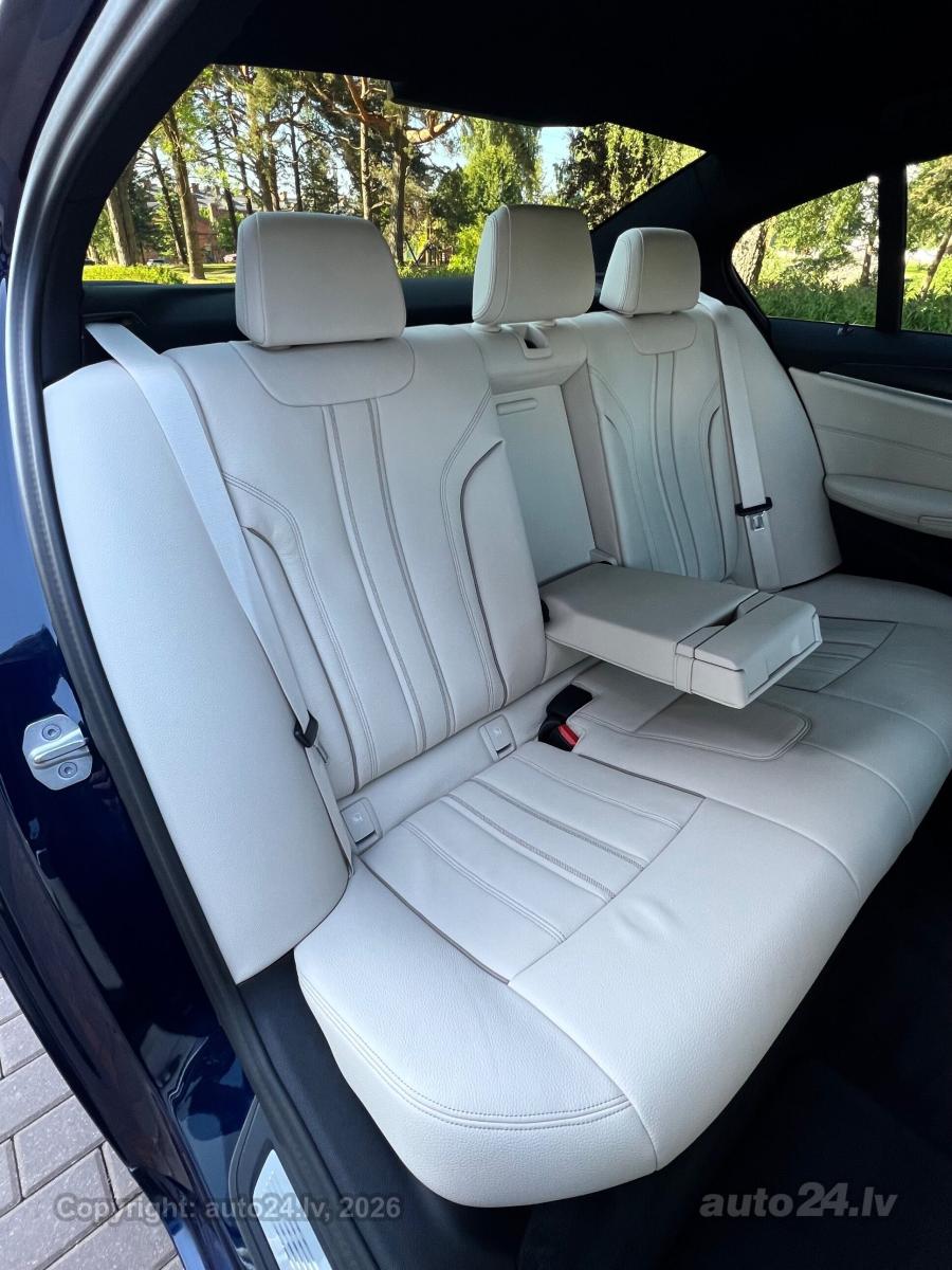 BMW 5 Series 2022 in Tallinn, with an engine capacity of 2.00 L and mileage of 37 thousand km for 39900 €, photo 21 on AUTOMOTO.COM.LV