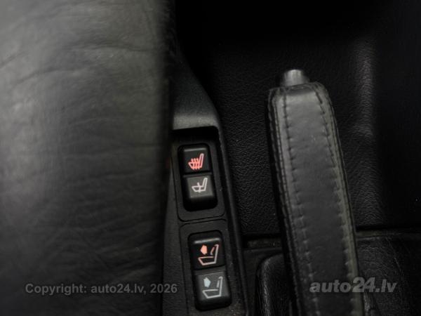 BMW 5 Series 1994 in Tallinn, with an engine capacity of 4.00 L and mileage of 375 thousand km for 5499 €, photo 10 on AUTOMOTO.COM.LV