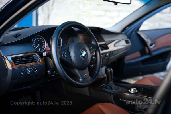 BMW 5 Series 2004 Tallina, ar dzinēja tilpumu 3.00 L un nobraukumu 0 tūkst. km par 3900 €, foto 10 vietnē AUTOMOTO.COM.LV