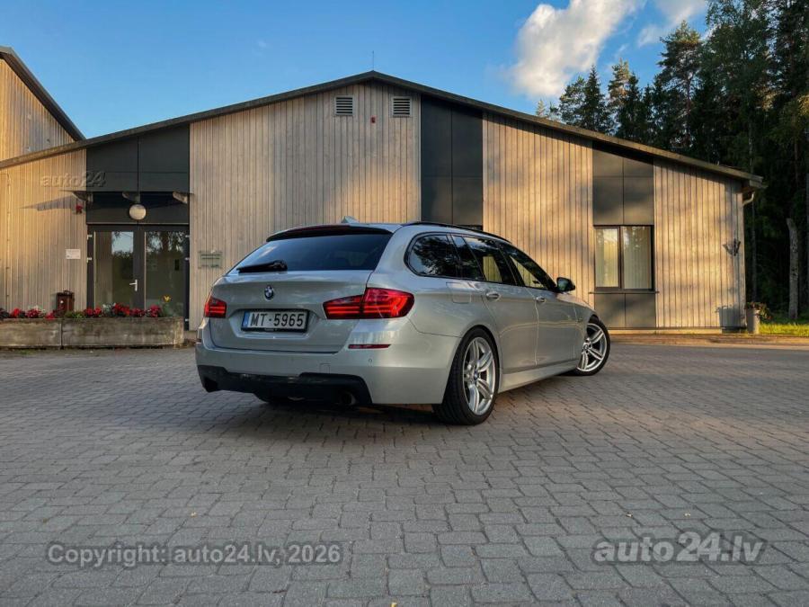 BMW 5 Series 2013 Rīga, ar dzinēja tilpumu 3.00 L un nobraukumu 299 tūkst. km par 13999 €, foto 3 vietnē AUTOMOTO.COM.LV