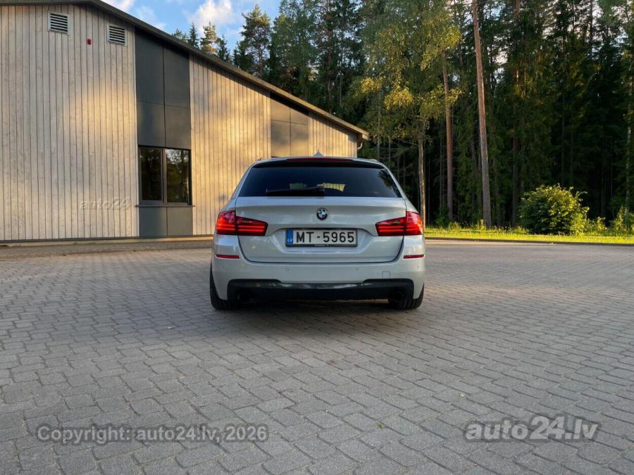 BMW 5 Series 2013 Rīga, ar dzinēja tilpumu 3.00 L un nobraukumu 299 tūkst. km par 13999 €, foto 4 vietnē AUTOMOTO.COM.LV