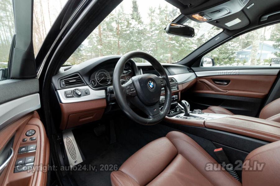 BMW 5 Series 2014 in Parnu, with an engine capacity of 3.00 L and mileage of 189 thousand km for 14800 €, photo 9 on AUTOMOTO.COM.LV