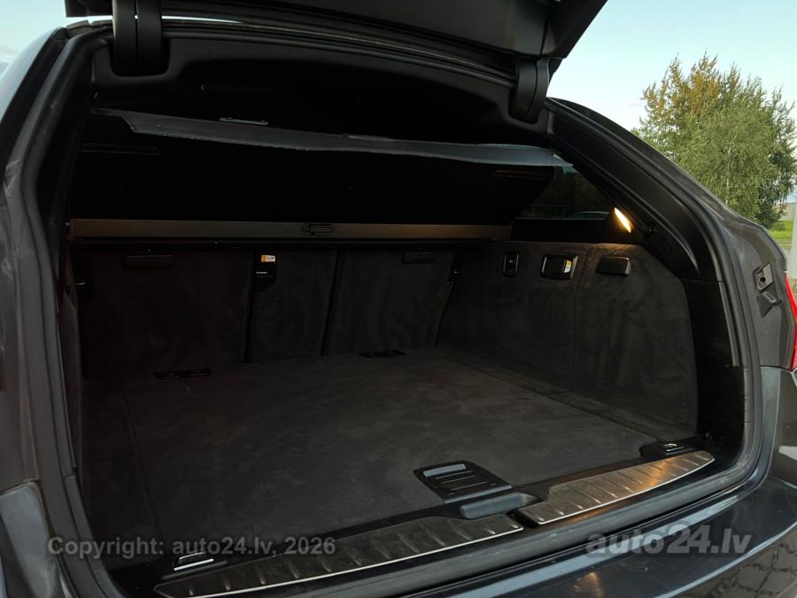 BMW 5 Series 2014 in Tartu, with an engine capacity of 3.00 L and mileage of 292 thousand km for 13999 €, photo 18 on AUTOMOTO.COM.LV