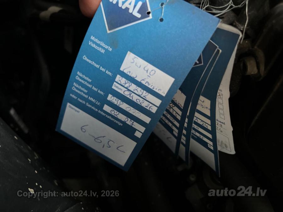 BMW 5 Series 2014 in Tartu, with an engine capacity of 3.00 L and mileage of 292 thousand km for 13999 €, photo 22 on AUTOMOTO.COM.LV