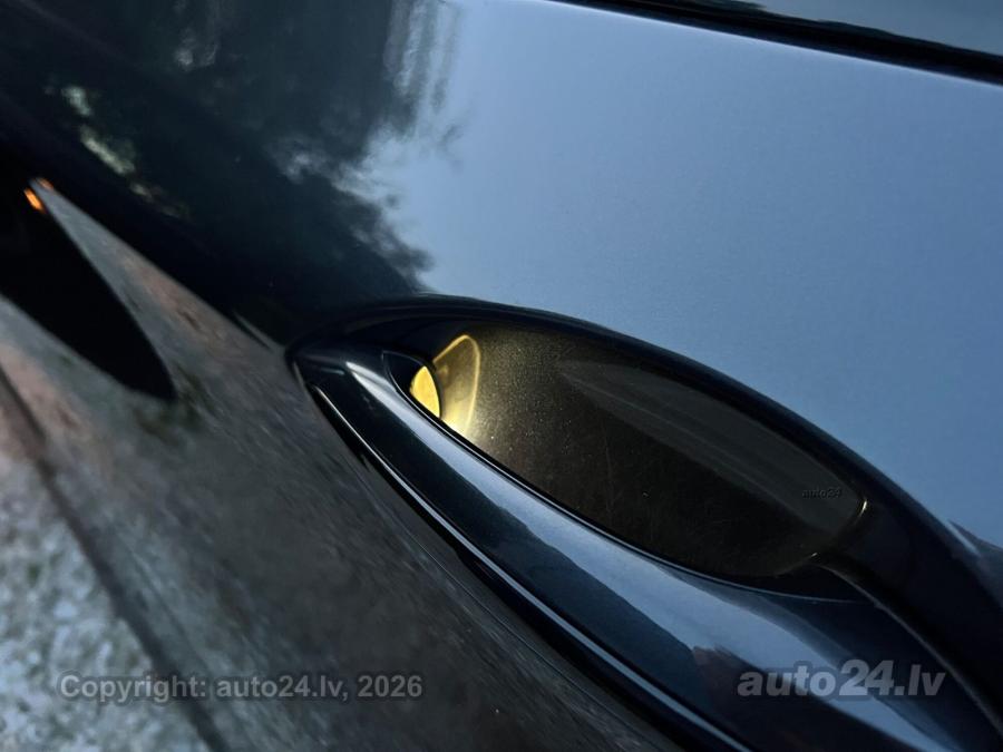 BMW 5 Series 2014 in Tartu, with an engine capacity of 3.00 L and mileage of 292 thousand km for 13999 €, photo 25 on AUTOMOTO.COM.LV