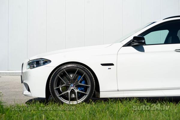 BMW 5 Series 2015 Tartu, ar dzinēja tilpumu 3.00 L un nobraukumu 258 tūkst. km par 15500 €, foto 11 vietnē AUTOMOTO.COM.LV