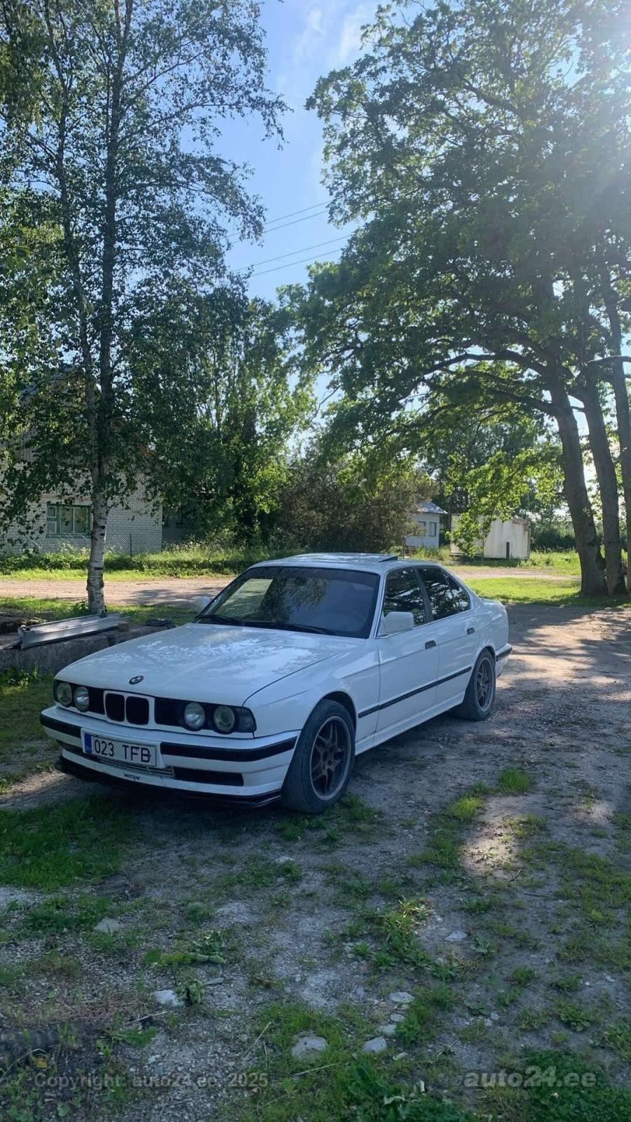 Balts BMW 5 Series 1992 Tallina, ar dzinēja tilpumu 2.50 L un nobraukumu 0 tūkst. km par 4200 €, foto 6 vietnē AUTOMOTO.COM.LV