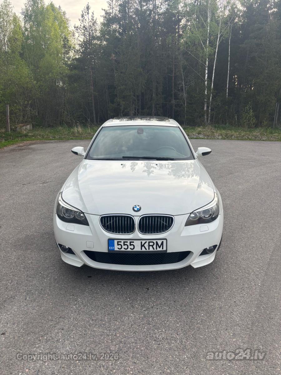 White BMW 5 Series 2007 in Tallinn, with an engine capacity of 4.00 L and mileage of 77 thousand km for 9999 €, photo 1 on AUTOMOTO.COM.LV