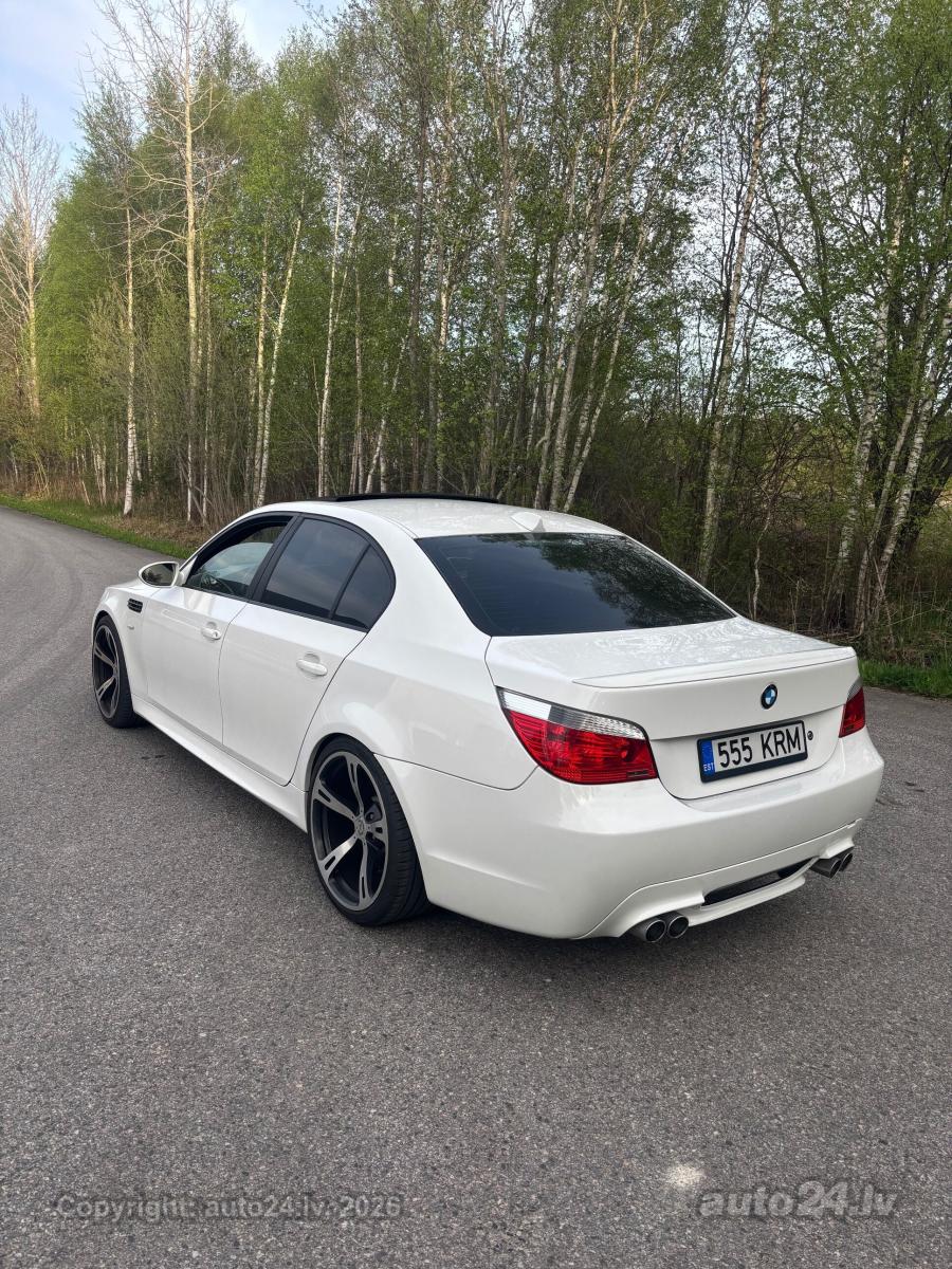 White BMW 5 Series 2007 in Tallinn, with an engine capacity of 4.00 L and mileage of 77 thousand km for 9999 €, photo 6 on AUTOMOTO.COM.LV