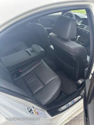 White BMW 5 Series 2007 in Tallinn, with an engine capacity of 4.00 L and mileage of 77 thousand km for 9999 €, photo 17 on AUTOMOTO.COM.LV