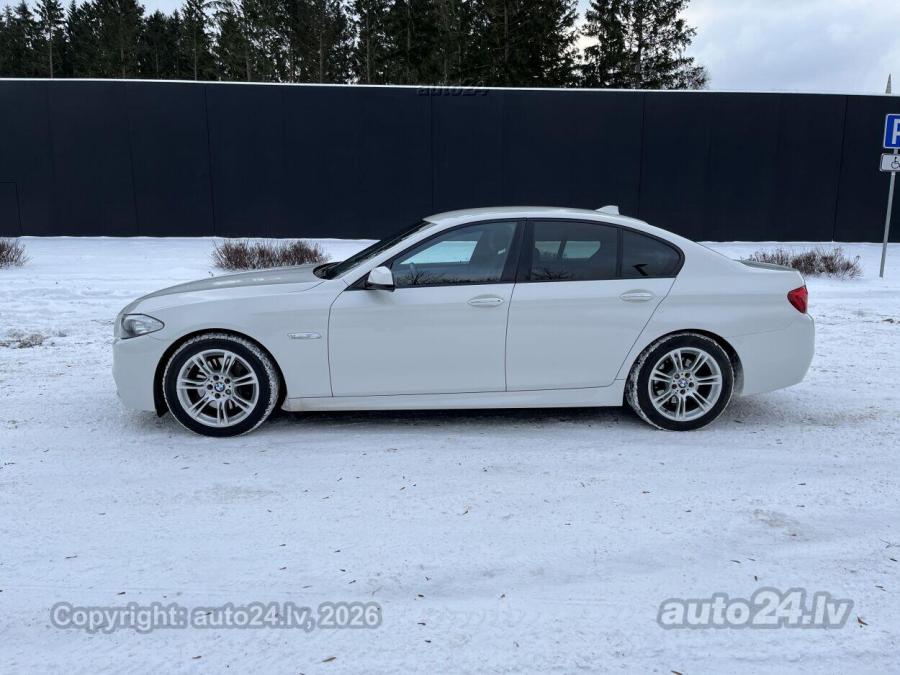 Balts BMW 5 Series 2011 Tallina, ar dzinēja tilpumu 3.00 L un nobraukumu 198 tūkst. km par 12000 €, foto 2 vietnē AUTOMOTO.COM.LV