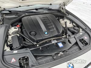 Balts BMW 5 Series 2011 Tallina, ar dzinēja tilpumu 3.00 L un nobraukumu 198 tūkst. km par 12000 €, foto 14 vietnē AUTOMOTO.COM.LV