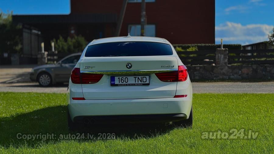 White BMW 5 Series 2011 in Jogeva, with an engine capacity of 3.00 L and mileage of 336 thousand km for 7999 €, photo 4 on AUTOMOTO.COM.LV