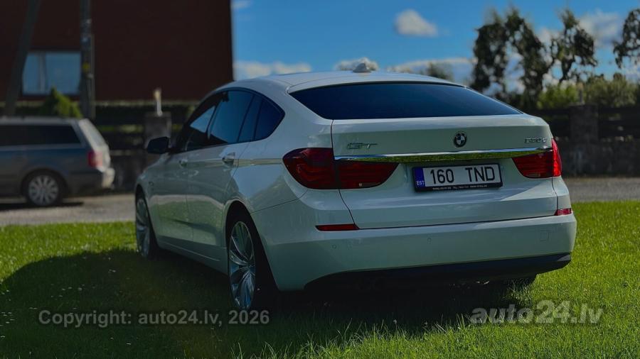 White BMW 5 Series 2011 in Jogeva, with an engine capacity of 3.00 L and mileage of 336 thousand km for 7999 €, photo 5 on AUTOMOTO.COM.LV
