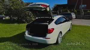 White BMW 5 Series 2011 in Jogeva, with an engine capacity of 3.00 L and mileage of 336 thousand km for 7999 €, photo 7 on AUTOMOTO.COM.LV