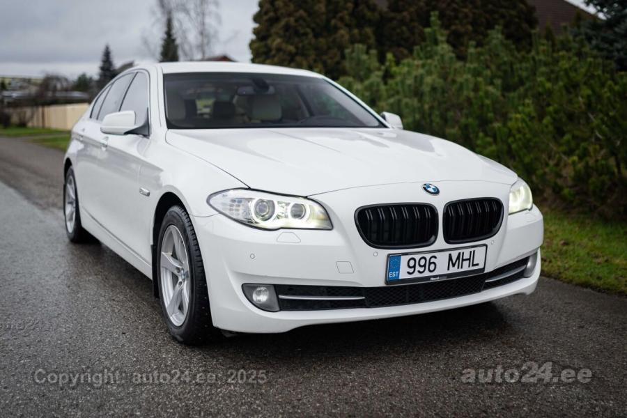 Balts BMW 5 Series 2012 Tallina, ar dzinēja tilpumu 3.00 L un nobraukumu 350 tūkst. km par 9900 €, foto 8 vietnē AUTOMOTO.COM.LV