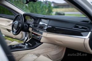 Balts BMW 5 Series 2012 Tallina, ar dzinēja tilpumu 3.00 L un nobraukumu 350 tūkst. km par 9900 €, foto 14 vietnē AUTOMOTO.COM.LV