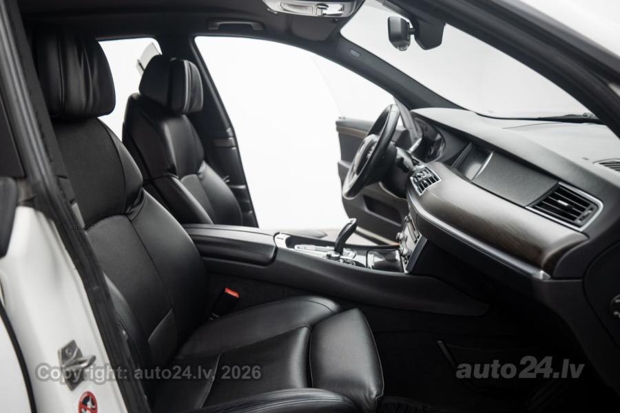 Balts BMW 5 Series 2012 Tallina, ar dzinēja tilpumu 3.00 L un nobraukumu 251 tūkst. km par 13999 €, foto 11 vietnē AUTOMOTO.COM.LV