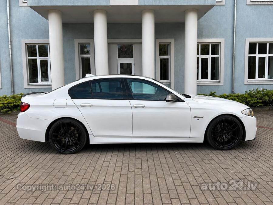 White BMW 5 Series 2012 in Valga, with an engine capacity of 3.00 L and mileage of 367 thousand km for 12900 €, photo 8 on AUTOMOTO.COM.LV