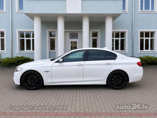 White BMW 5 Series 2012 in Valga, with an engine capacity of 3.00 L and mileage of 367 thousand km for 12900 €, photo 8 on AUTOMOTO.COM.LV