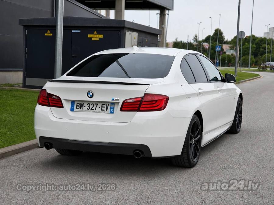 Balts BMW 5 Series 2012 Tallina, ar dzinēja tilpumu 3.00 L un nobraukumu 264 tūkst. km par 12998 €, foto 6 vietnē AUTOMOTO.COM.LV