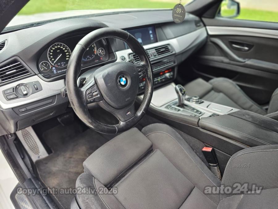Balts BMW 5 Series 2012 Tallina, ar dzinēja tilpumu 3.00 L un nobraukumu 264 tūkst. km par 12998 €, foto 7 vietnē AUTOMOTO.COM.LV