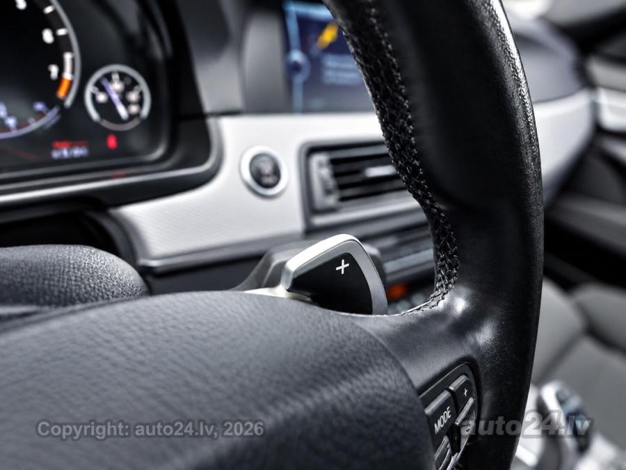 White BMW 5 Series 2012 in Tallinn, with an engine capacity of 0.00 L and mileage of 264 thousand km for 11799 €, photo 13 on AUTOMOTO.COM.LV