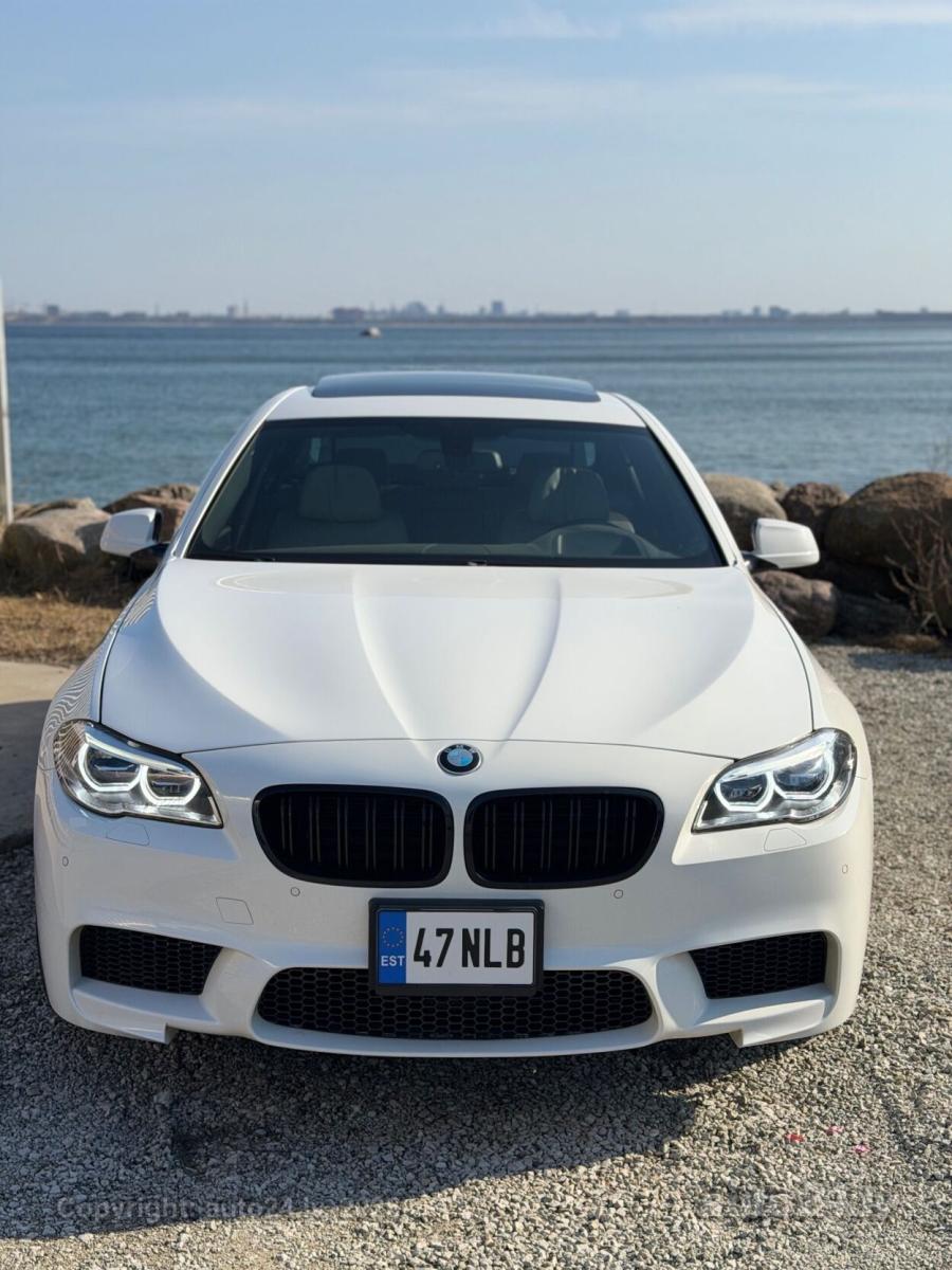 White BMW 5 Series 2013 in Tallinn, with an engine capacity of 4.40 L and mileage of 145 thousand km for 13999 €, photo 1 on AUTOMOTO.COM.LV