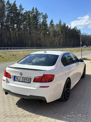 Balts BMW 5 Series 2013 Rīga, ar dzinēja tilpumu 3.00 L un nobraukumu 118 tūkst. km par 16000 €, foto 4 vietnē AUTOMOTO.COM.LV