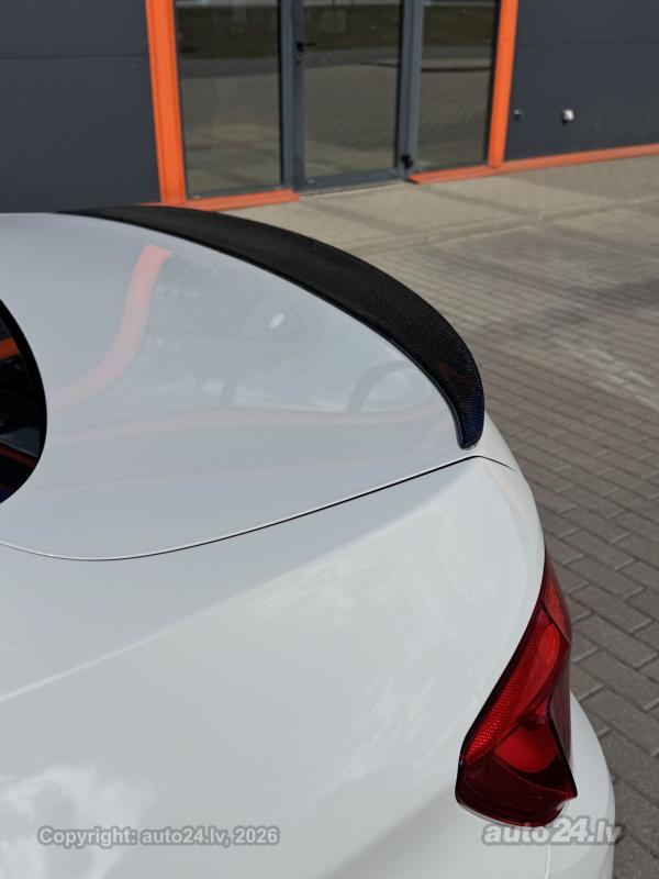 Balts BMW 5 Series 2013 Rīga, ar dzinēja tilpumu 3.00 L un nobraukumu 118 tūkst. km par 16000 €, foto 7 vietnē AUTOMOTO.COM.LV