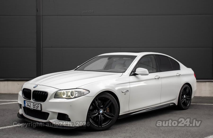 Balts BMW 5 Series 2013 Tallina, ar dzinēja tilpumu 3.00 L un nobraukumu 190 tūkst. km par 12990 €, foto 3 vietnē AUTOMOTO.COM.LV