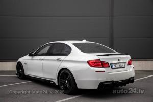 Balts BMW 5 Series 2013 Tallina, ar dzinēja tilpumu 3.00 L un nobraukumu 190 tūkst. km par 12990 €, foto 7 vietnē AUTOMOTO.COM.LV