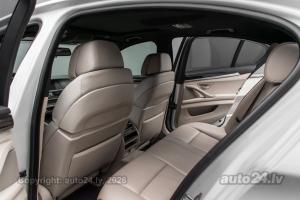 Balts BMW 5 Series 2013 Tallina, ar dzinēja tilpumu 3.00 L un nobraukumu 190 tūkst. km par 12990 €, foto 13 vietnē AUTOMOTO.COM.LV