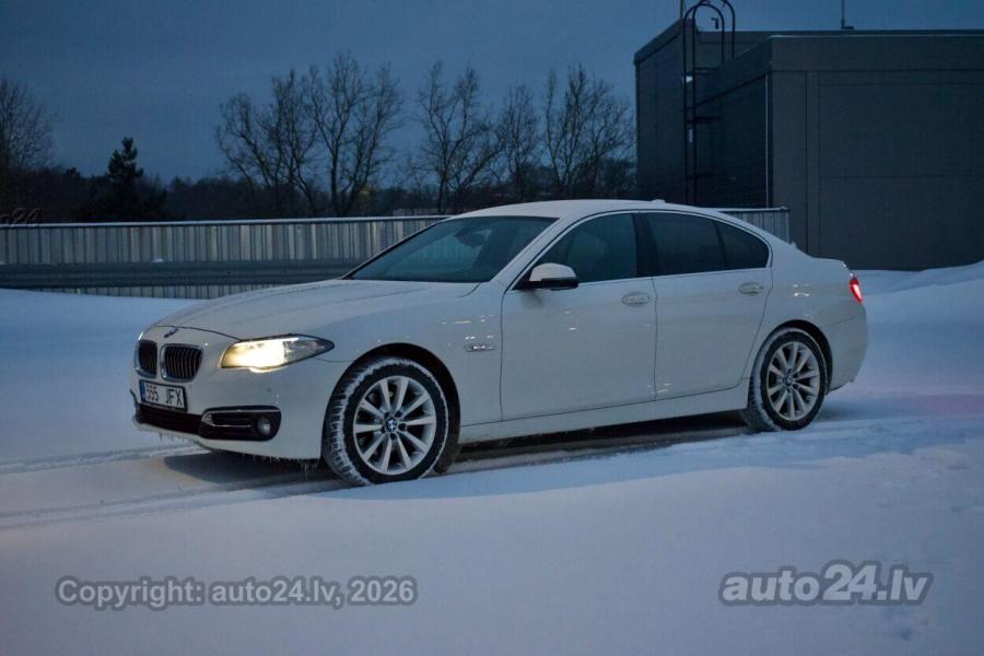 Balts BMW 5 Series 2014 Tallina, ar dzinēja tilpumu 2.00 L un nobraukumu 318 tūkst. km par 13900 €, foto 10 vietnē AUTOMOTO.COM.LV