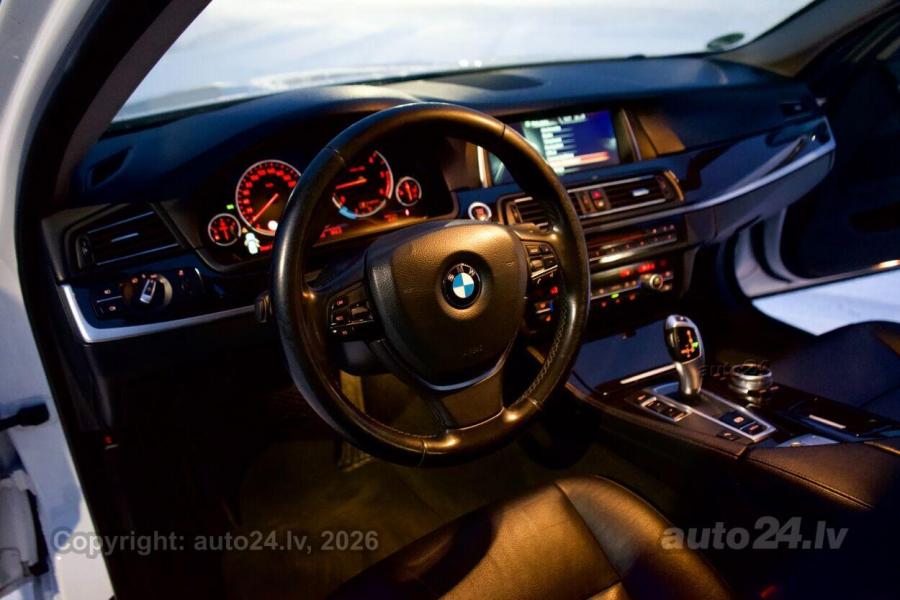 Balts BMW 5 Series 2014 Tallina, ar dzinēja tilpumu 2.00 L un nobraukumu 318 tūkst. km par 13900 €, foto 19 vietnē AUTOMOTO.COM.LV