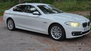 Balts BMW 5 Series 2014 Tallina, ar dzinēja tilpumu 2.00 L un nobraukumu 122 tūkst. km par 14500 €, foto  vietnē AUTOMOTO.COM.LV