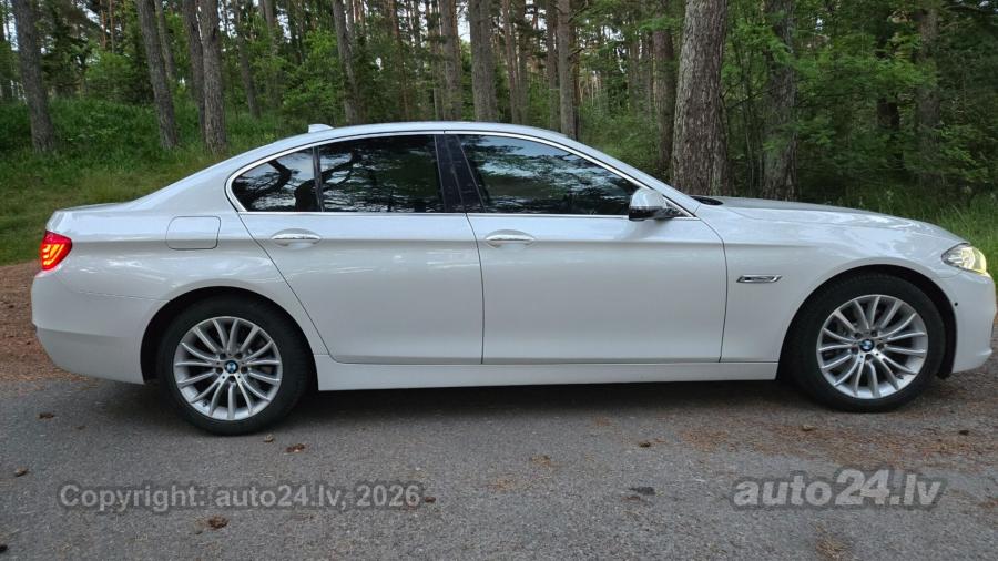 White BMW 5 Series 2014 in Tallinn, with an engine capacity of 2.00 L and mileage of 122 thousand km for 14500 €, photo 6 on AUTOMOTO.COM.LV